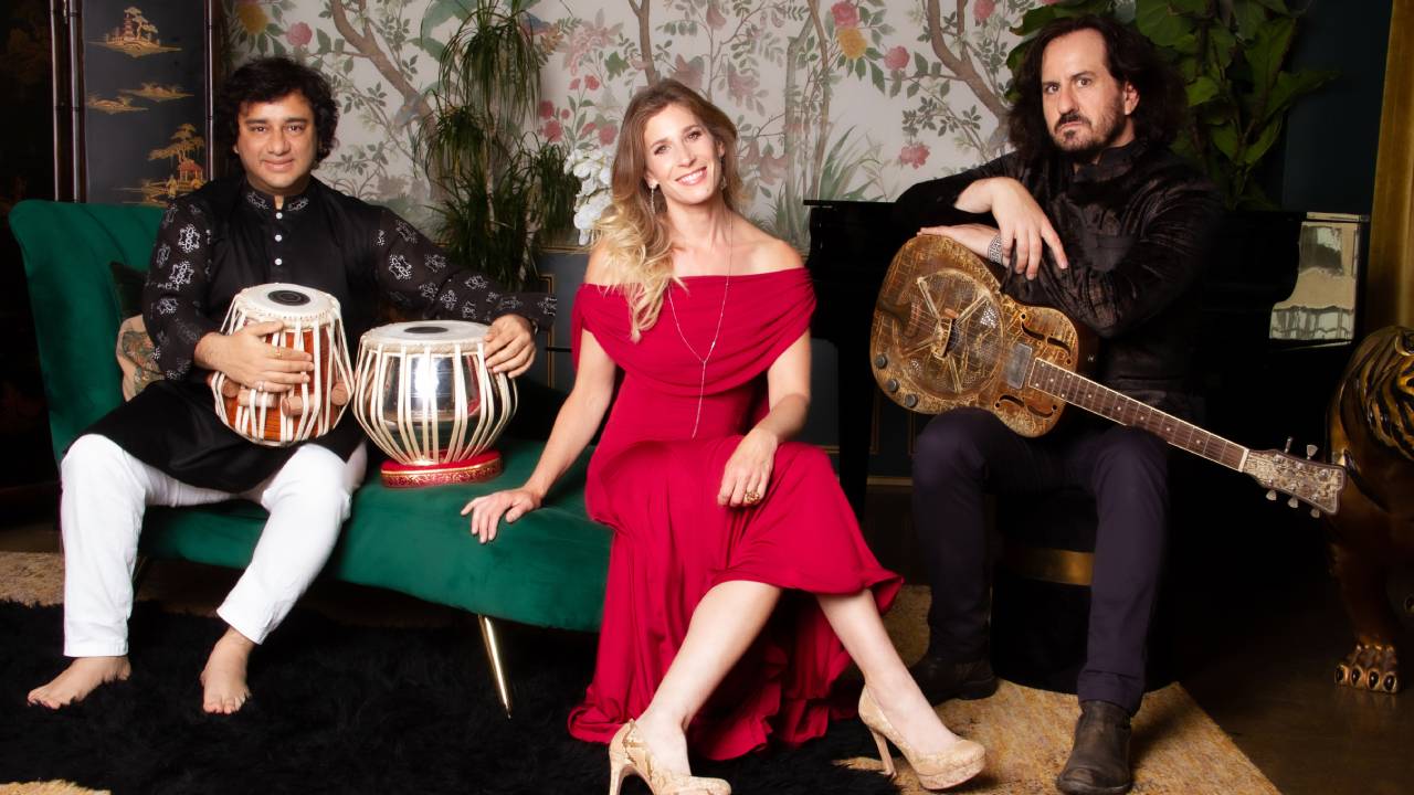 New Music: Renaissance Heart - Layers - DCR